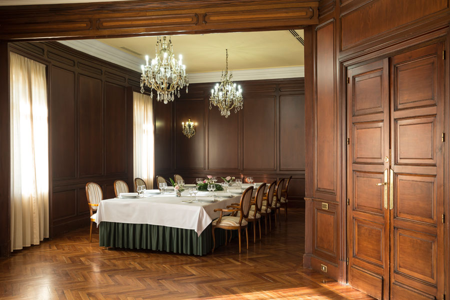 Reserve Hotel Exe Alfonso VIII in Plasencia