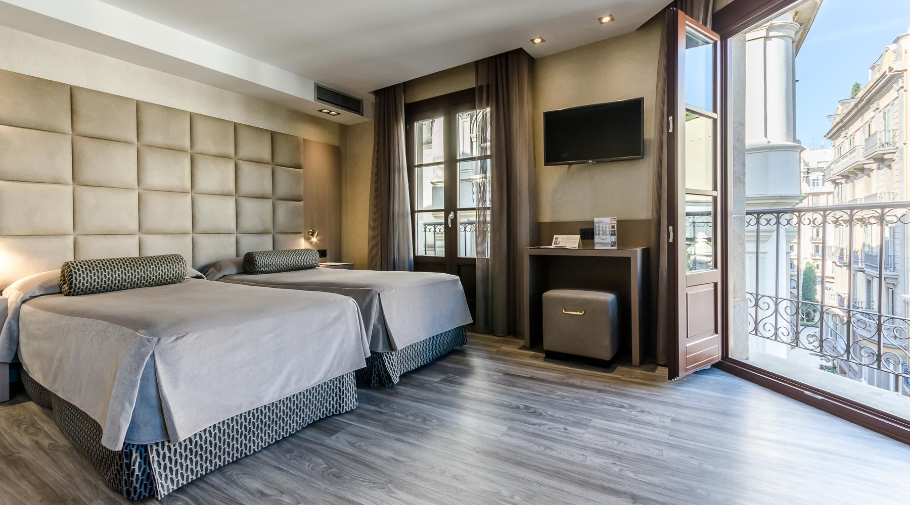 Photos of Hotel Suizo - Official Website