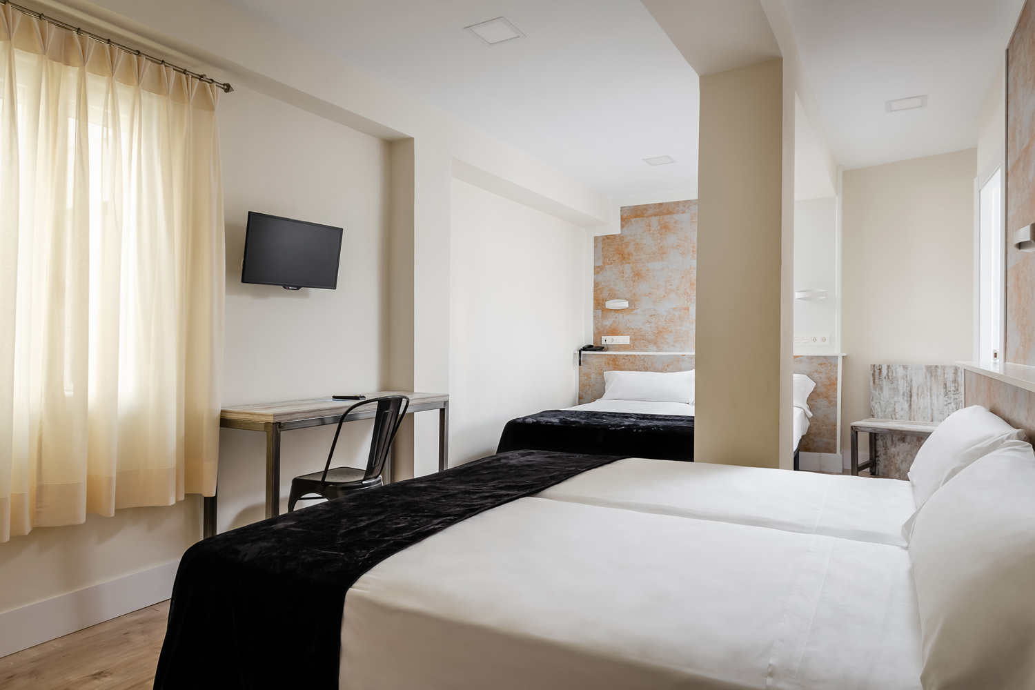 Galería del YIT Casablanca en Granada. Web Oficial.